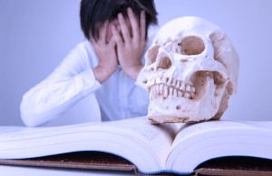 Why Am I Drawn to Dangerous Thoughts – What Is “The Call of the Void ...